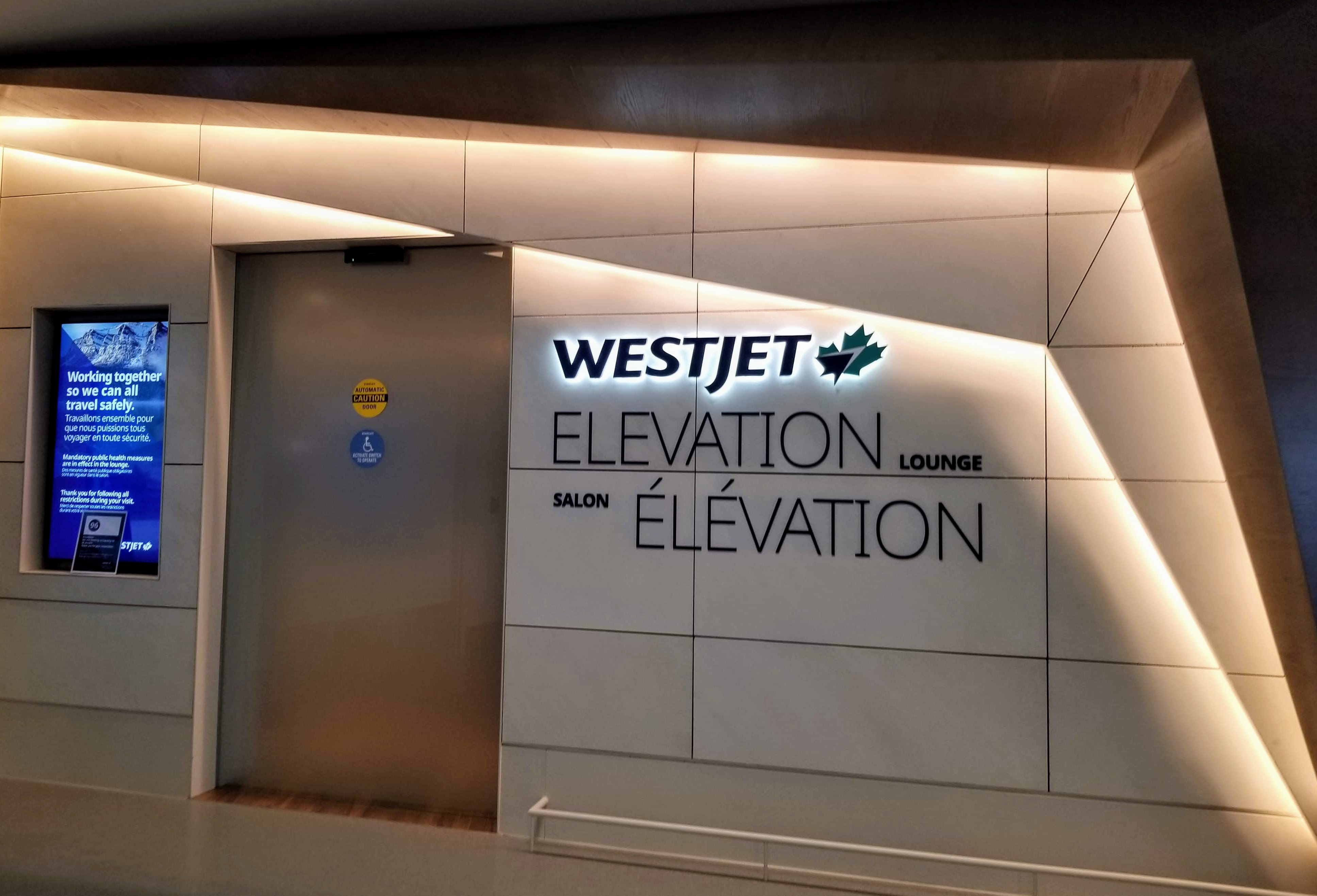 Review: WestJet Elevation Lounge at YYC – Calgary International Airport