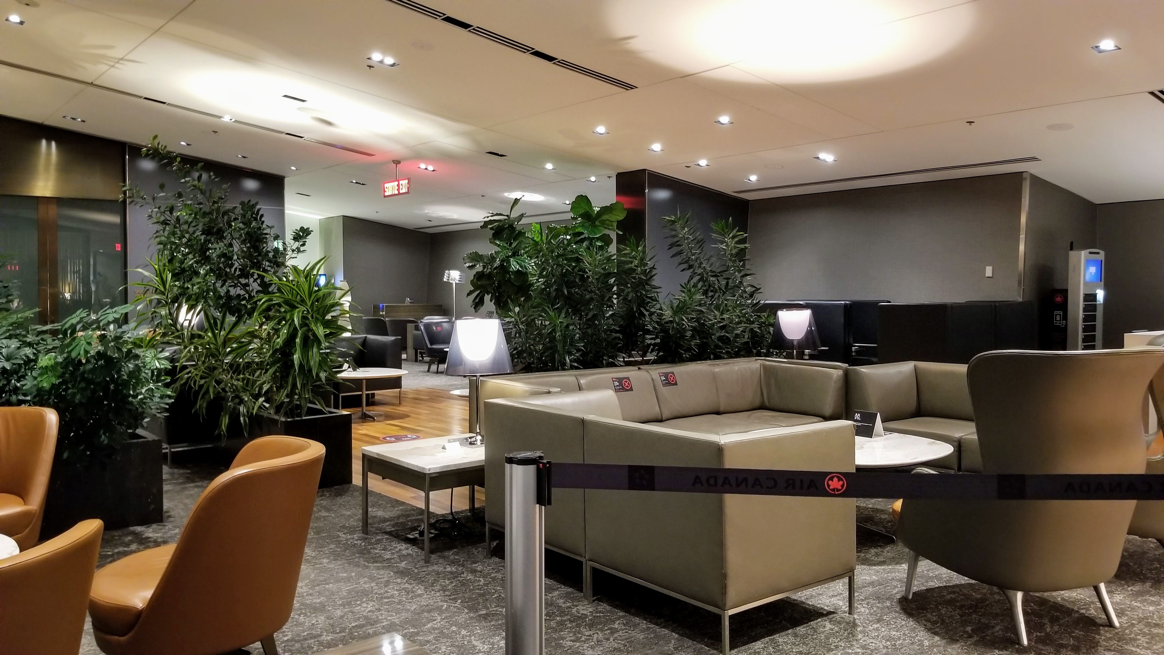 Review: National Bank VIP Lounge at YUL – Montreal Trudeau ...