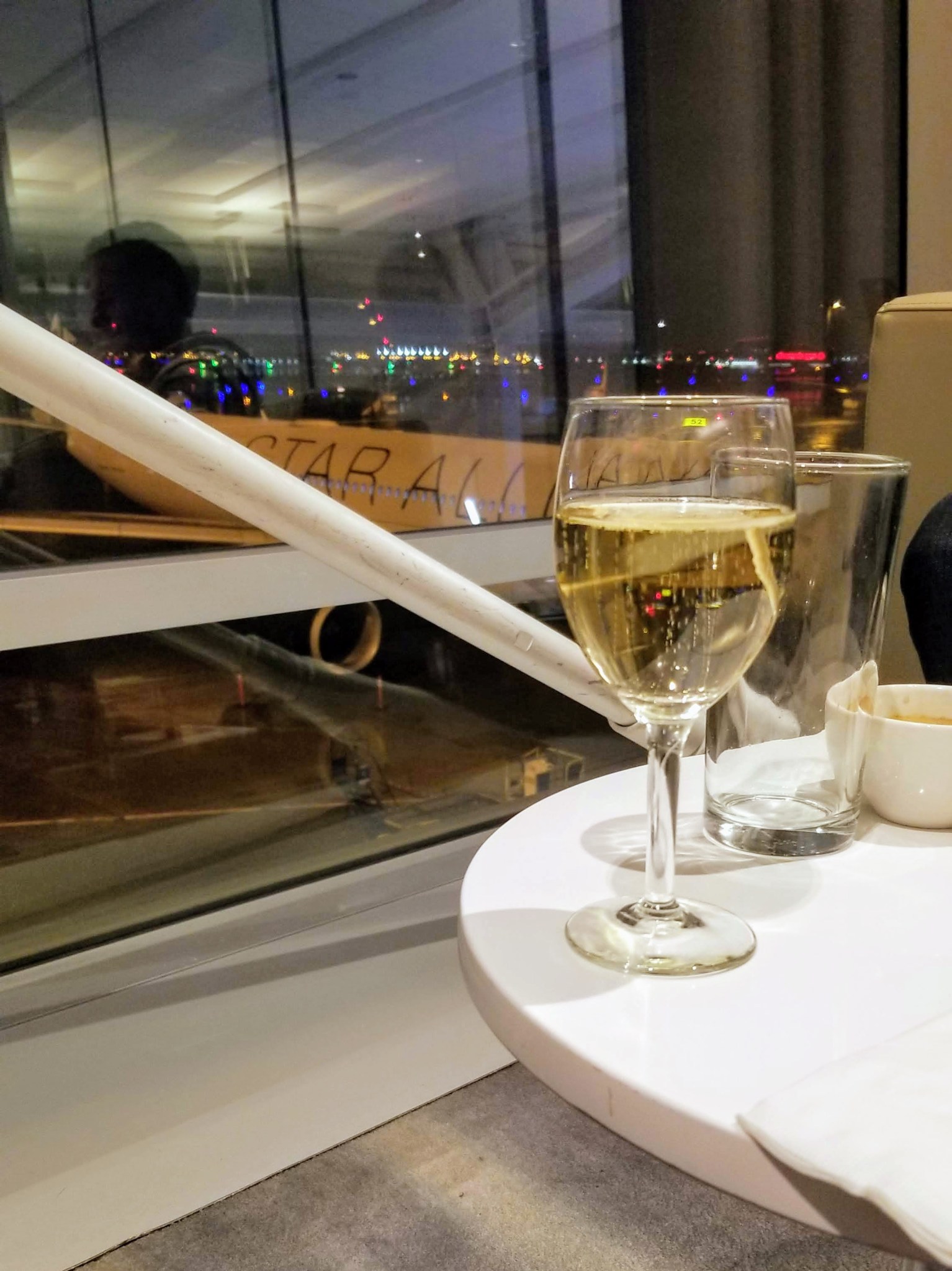 Review: National Bank VIP Lounge at YUL – Montreal Trudeau ...