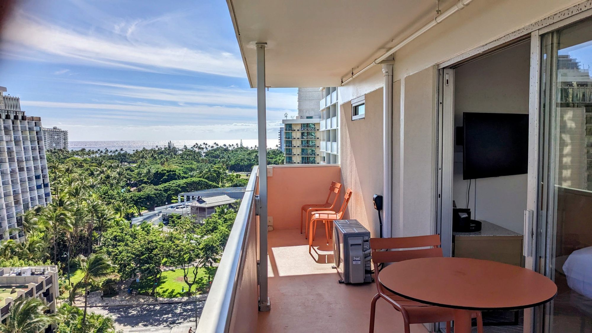 Review: The Ambassador Hotel of Waikiki, Tapestry Collection by Hilton